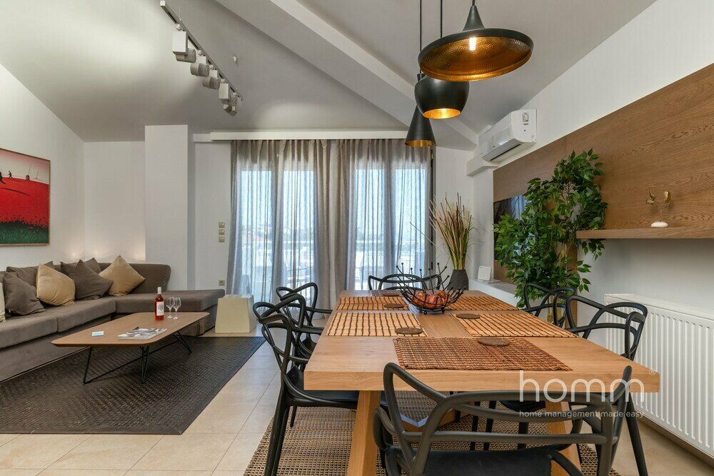 Otel 137m² homm New Apartment with Acropolis View 7ppl, Atina, foto