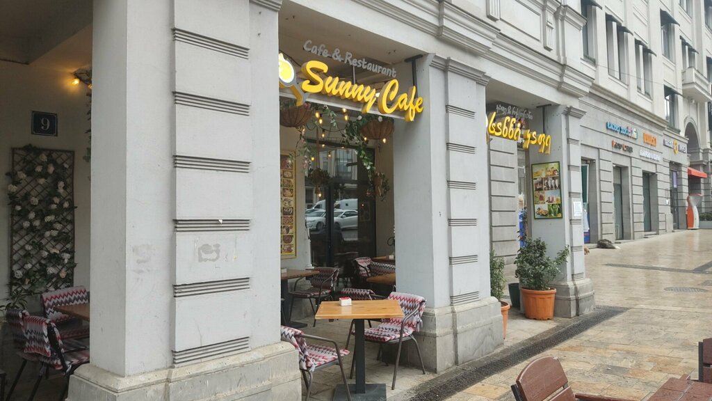 Kafe Sunny, Tiflis, foto