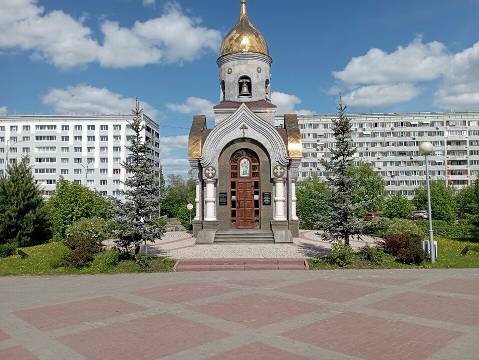 Şapel, haç anıtı Chapel of Saint Gregory, Kemerovo, foto