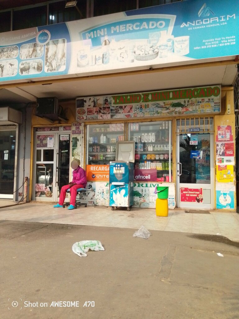 Kasap, şarküteri Angomir, Loanda, foto