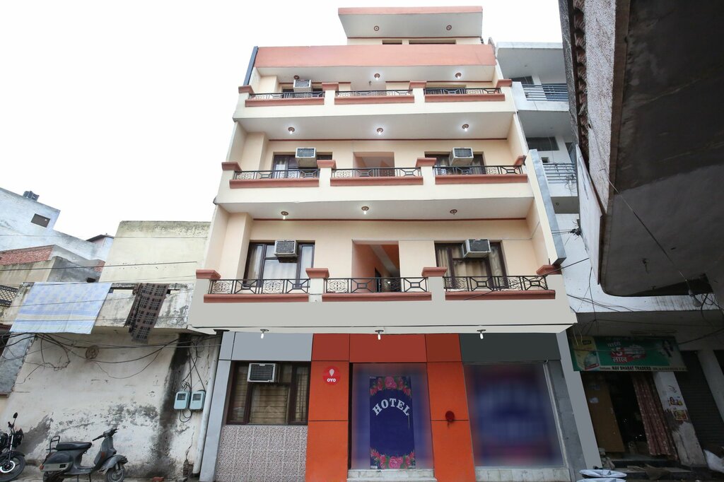 Otel Oyo 9229 Gmg Hotel, Çhandigarh, foto