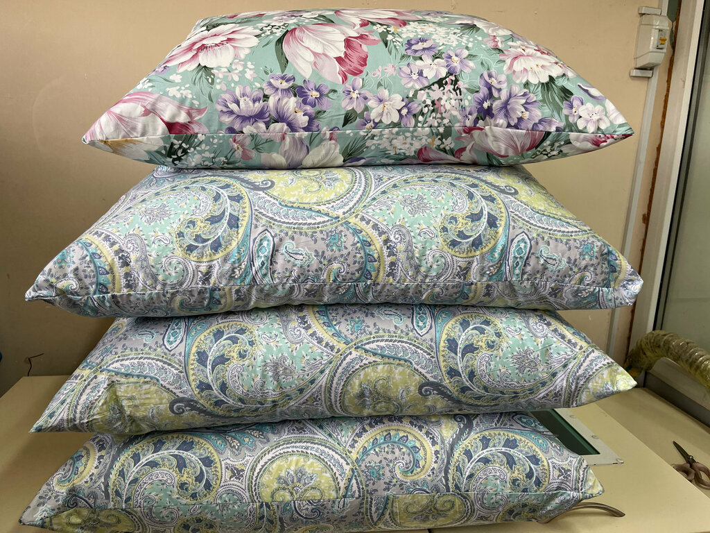Kuru temizlemeciler Cleaning and restoration of pillows, Astana, foto