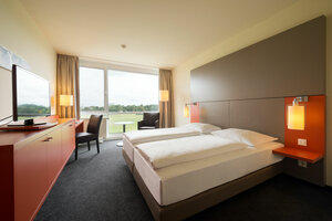 Atlantic Hotel Galopprennbahn (Ludwig-Roselius-Allee No:2, Bremen), otel  Bremen'den