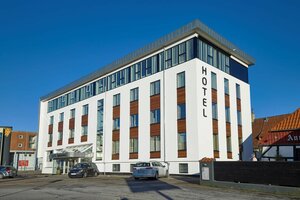 Best Western Hotel Gl. Skivehus (Central Denmark, City of Skive), otel  Skive'den