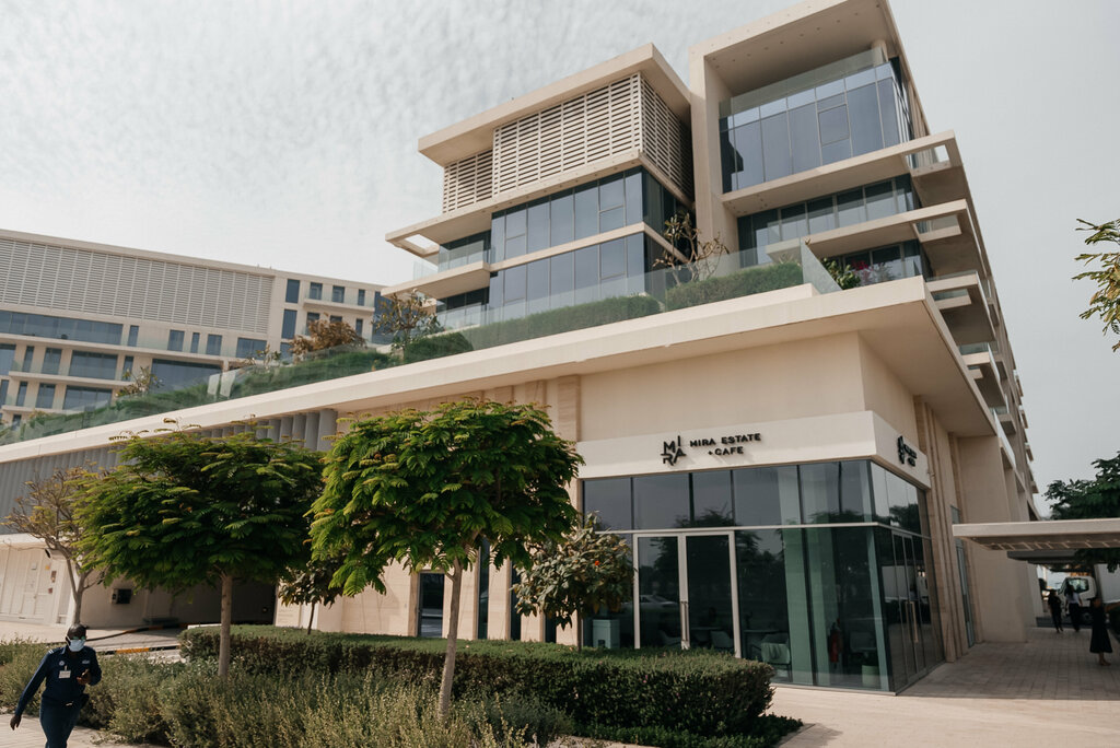 Emlak ofisi Mira Estate Abu Dhabi, Abu Dabi, foto