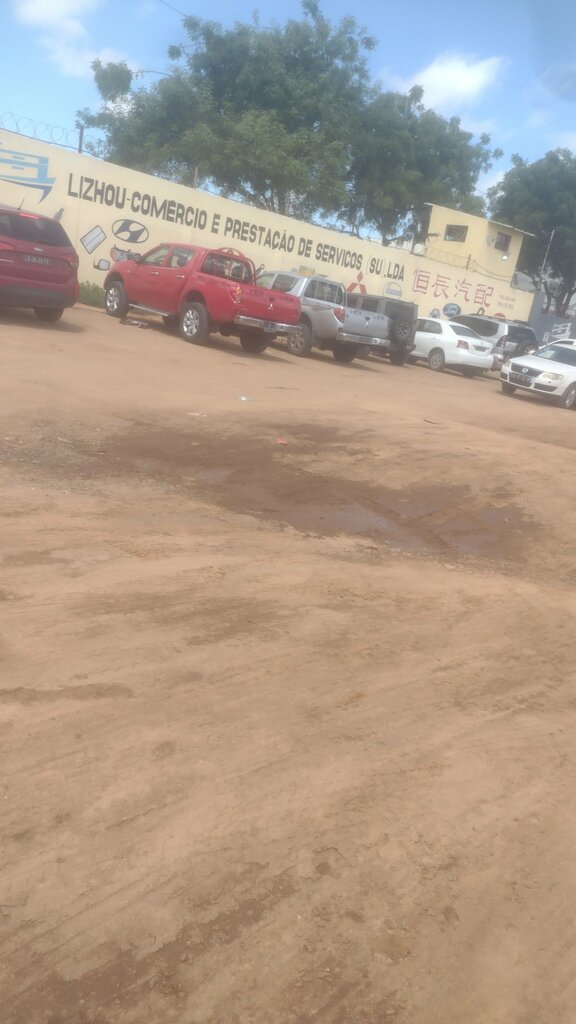 Otomobil servisi Loja de Peças Automóveis, Loanda, foto