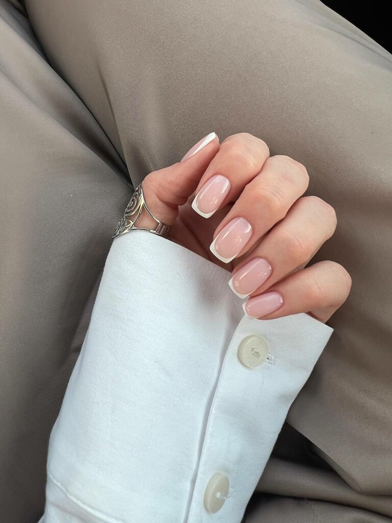 Manikür-pedikür AMO nails, Moskova, foto