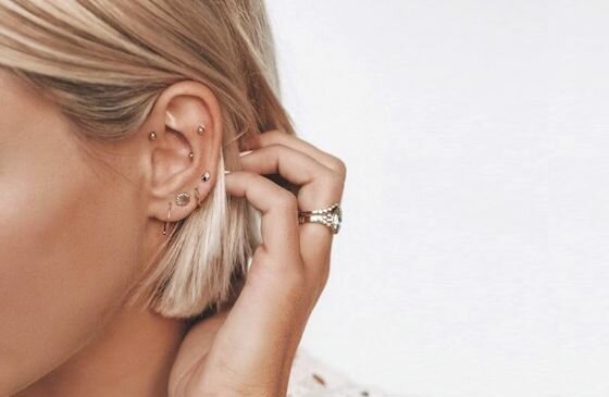 Piercing dükkanı Prokol ushey i pirsinga, Samara, foto