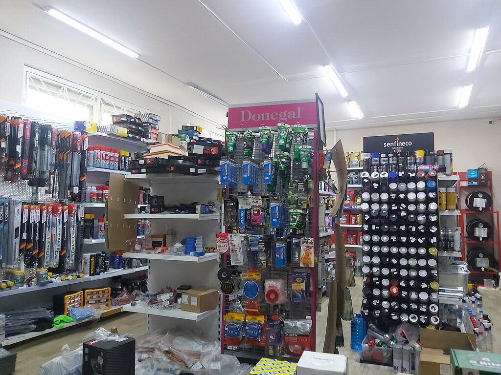 Otomobil yedek parçaları Автомагазин У Паши, Dobruş, foto