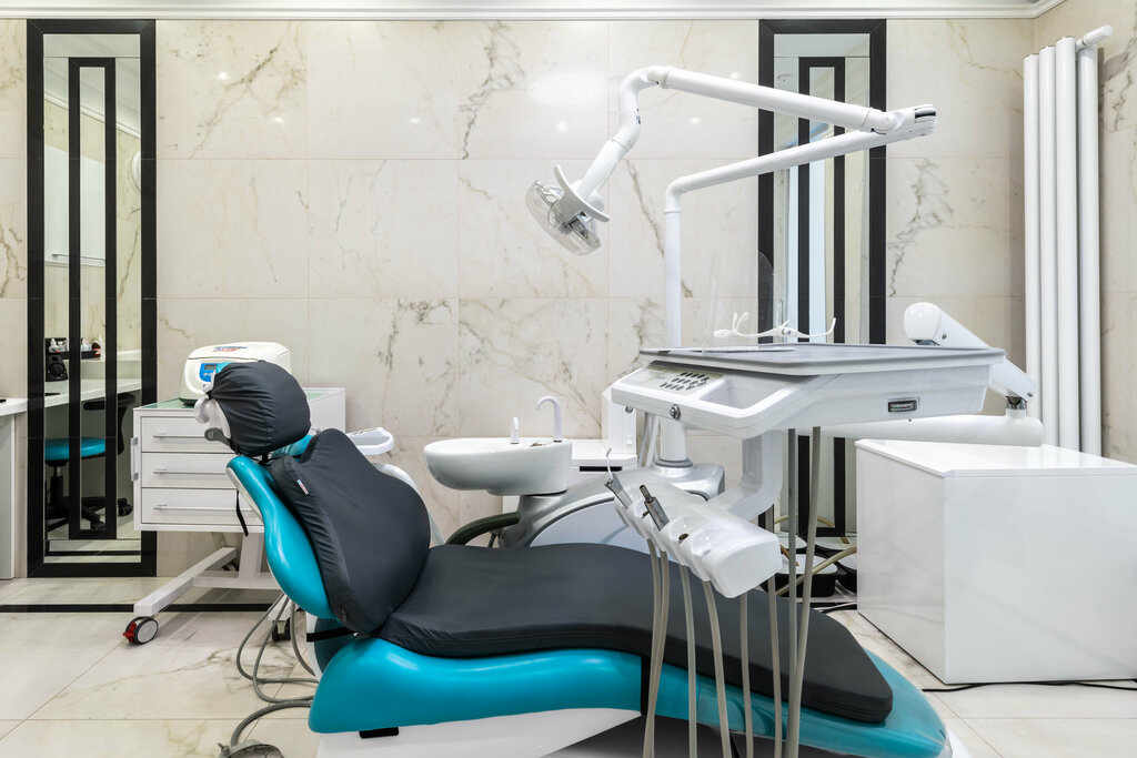 Özel ağız ve diş sağlığı klinikleri ve muayenehaneleri Dental Ekspert, Novosibirsk, foto