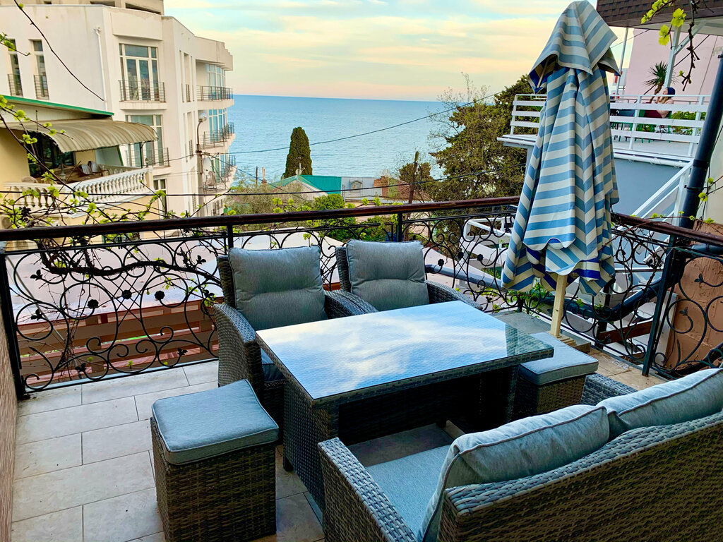 Kısa süreli konaklama Апартаменты Престиж, Yalta, foto