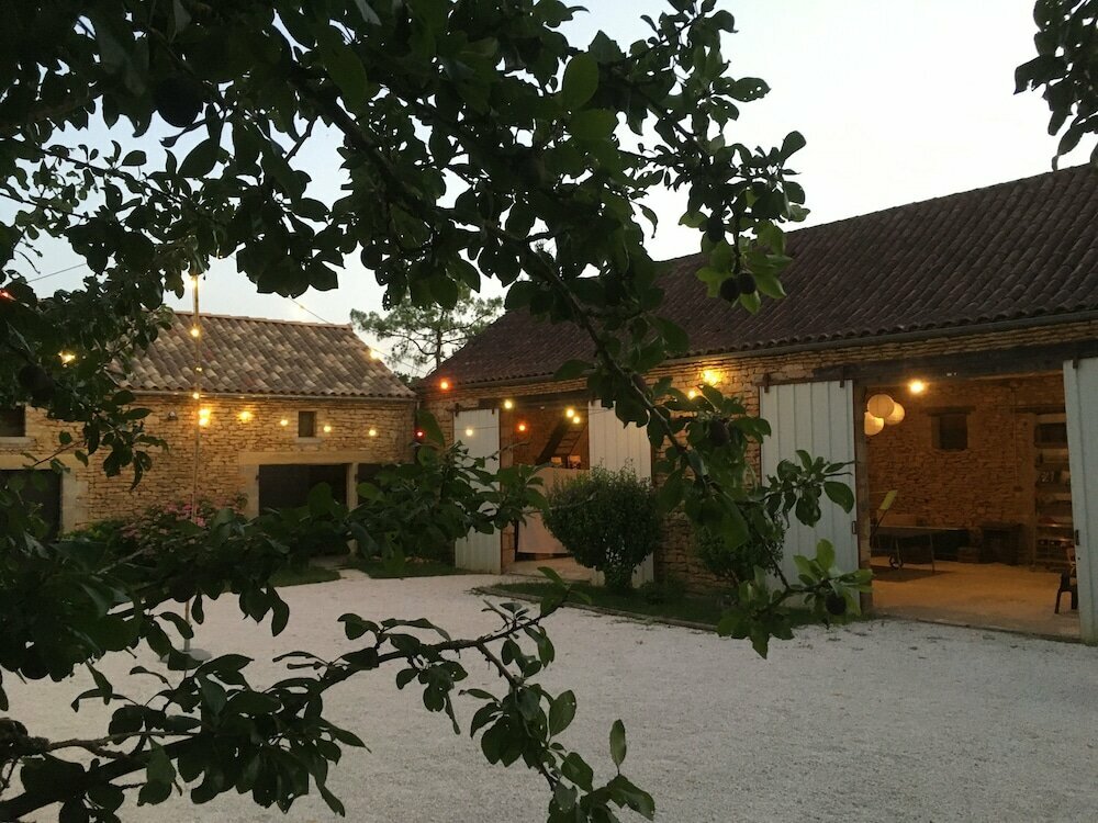 Otel Gîtes La Source, , foto