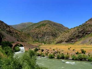 Hurkan Köprüsü (Van, Çatak, Andiçen Mah., Hurkan Köprüsü), turistik yerler  Çatak'tan