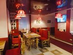 Креветочная (ulitsa Chelyuskintsev No:7), kafe  Kirov'dan