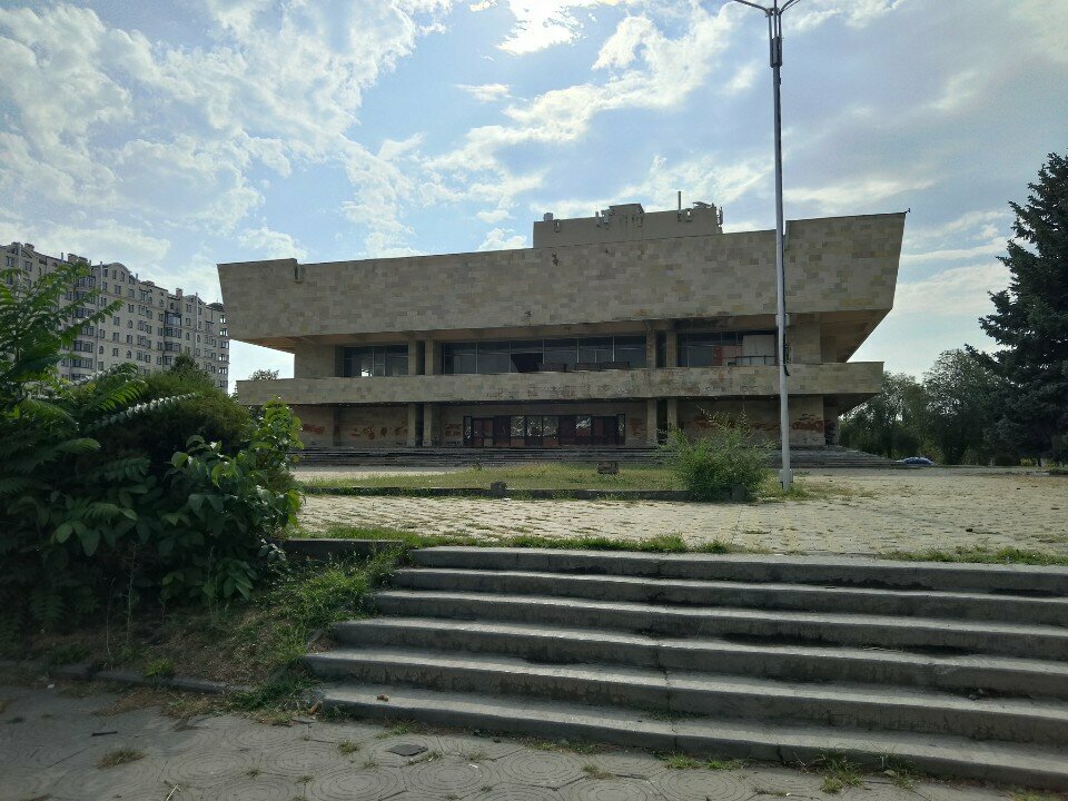 Tiyatrolar РГБУ Ногайский драматический театр, Cherkessk, foto