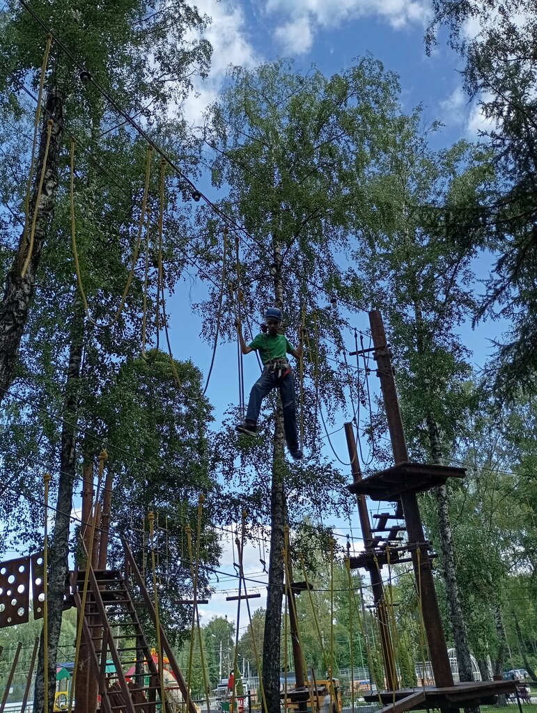 i̇pli oyun park Тарзан-парк, Tula, foto