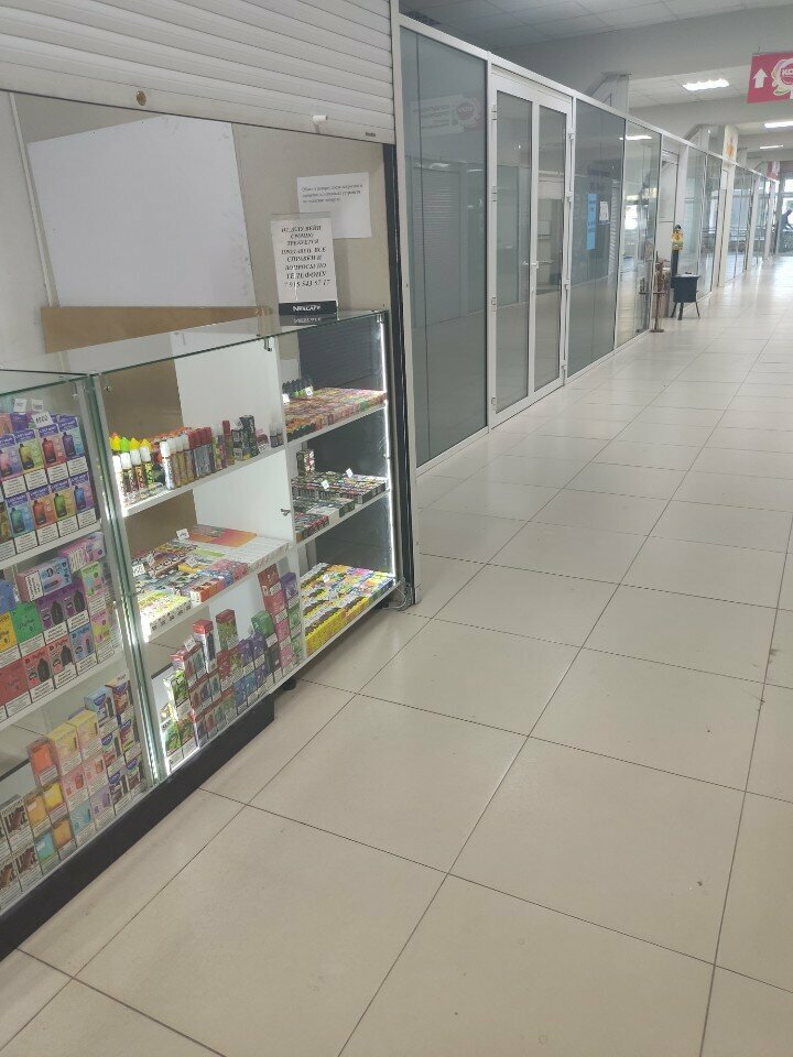 Elektronik sigara satış noktaları Магазин электронных сигарет и оптики, Voronej, foto
