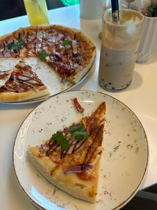 Zdraste (8 Marta Street No:14к2, Lyubertsy), kafe  Liubertsy'den