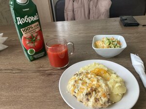 Оливия (Privokzalnaya ulitsa No:7, Kushva), kafe  Kuşva'dan