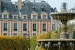 Cour des Vosges  (Place des Vosges No:19, 4e Arrondissement), otel  Paris'ten