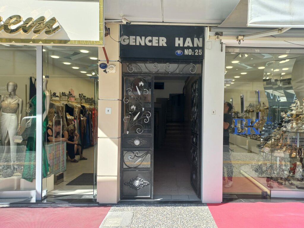 Moda evleri Emek Moda, İzmir, foto