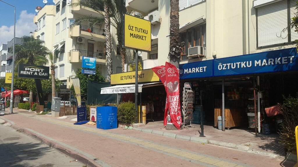 Market Öz Tutku Market, Antalya, foto