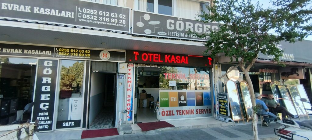Cep telefonu ve aksesuarları satış mağazaları Görgeç İletişim, Fethiye, foto