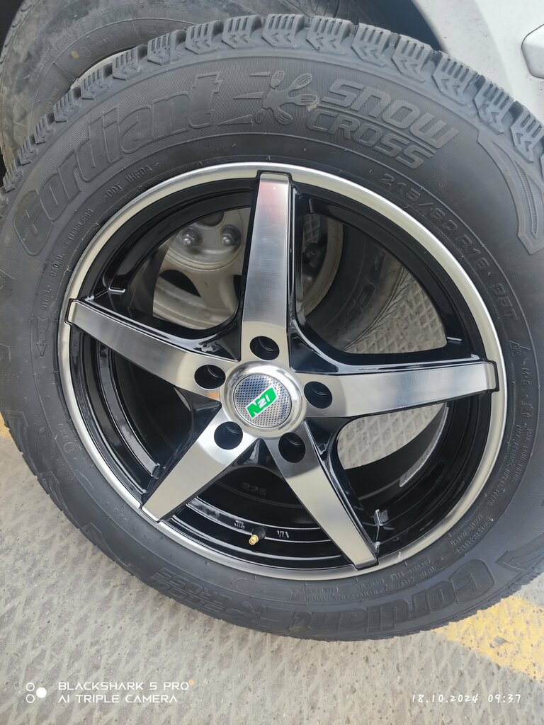 Otomobil yedek parçaları Tire fitting and repair, Komsomolsk‑at‑Amur, foto