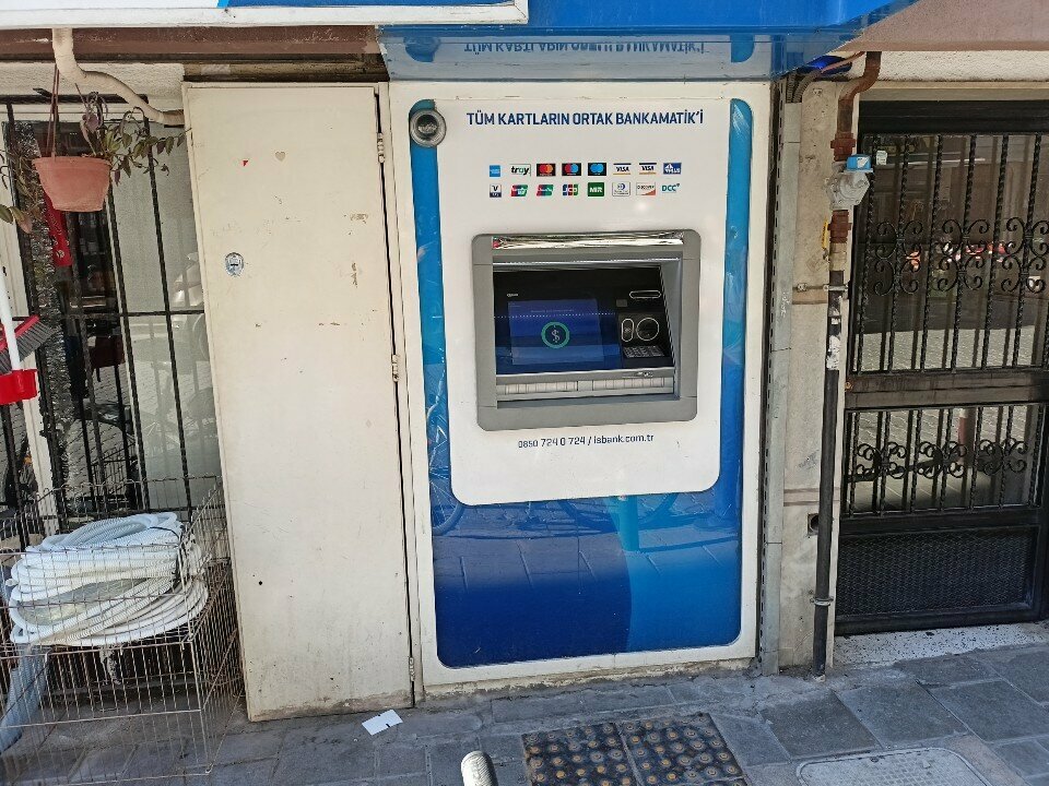 ATM'ler İşbank, İzmir, foto