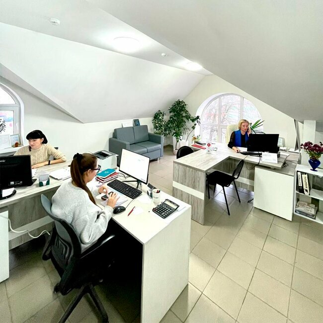 Firma açılışı ve tasfiye işlemleri Rcrb, Vladimir, foto