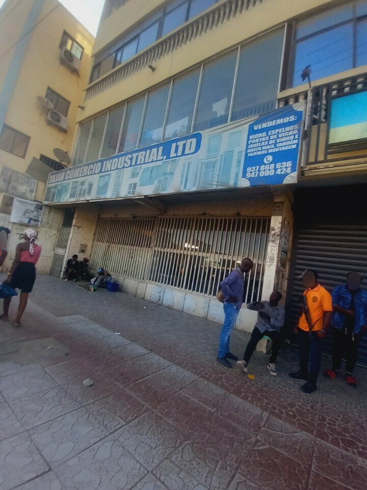 Alüminyum doğrama Rajab Comercio Geral, Loanda, foto