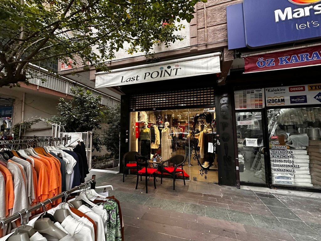 Giyim mağazası Last Point, İstanbul, foto