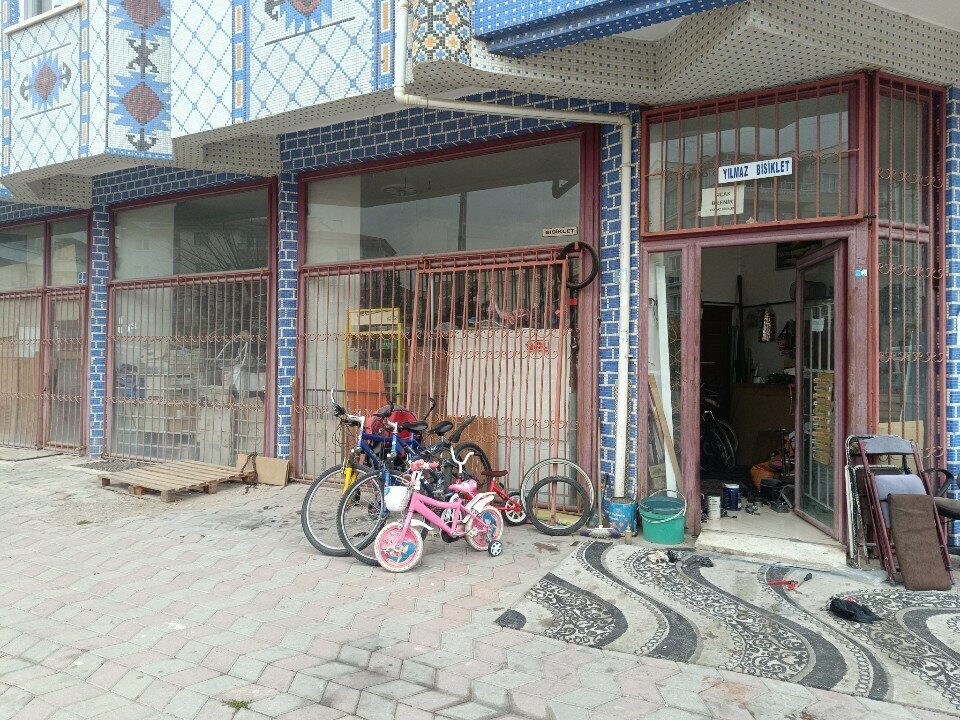 Bisiklet tamircileri Yılmaz Bisiklet, Ankara, foto