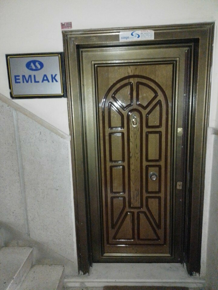 Emlak ofisi Mebusevleri AS Emlak, Ankara, foto