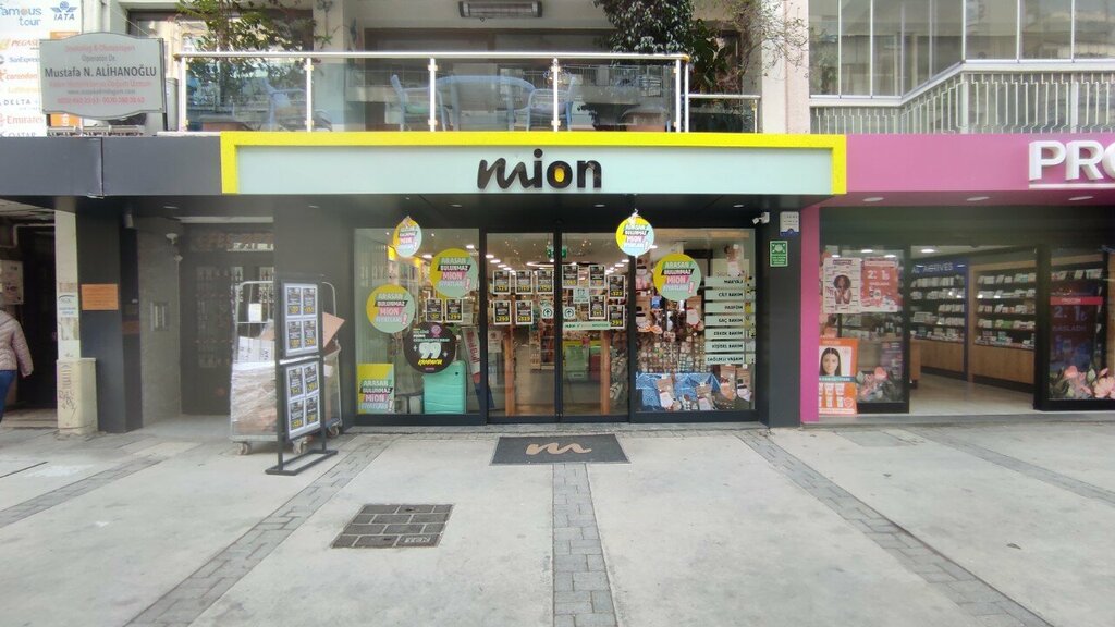 Kozmetik ve parfümeri mağazaları Mion, İzmir, foto