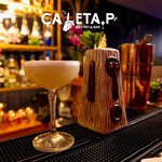 Caleta Gastrobar (Departamento de La Libertad, Provincia de Trujillo, Distrito de Trujillo, Calle San Vicente de Paul, 124), bar  Peru'dan