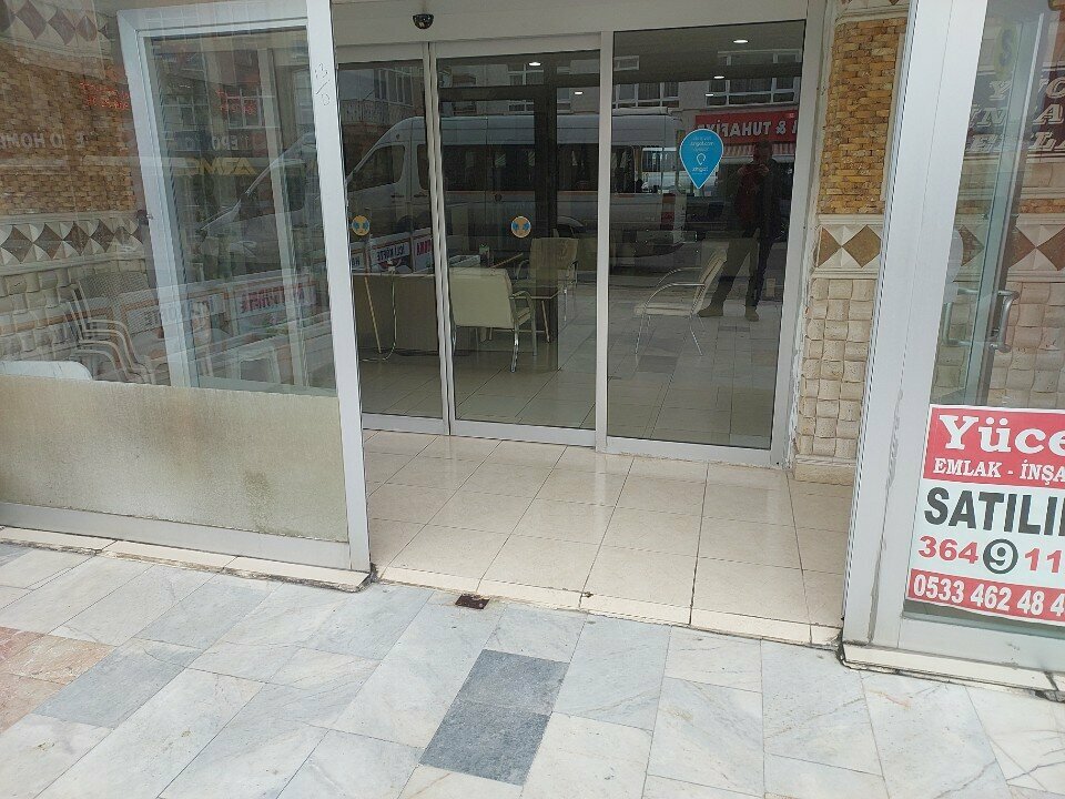 Emlak ofisi Yücel, Ankara, foto