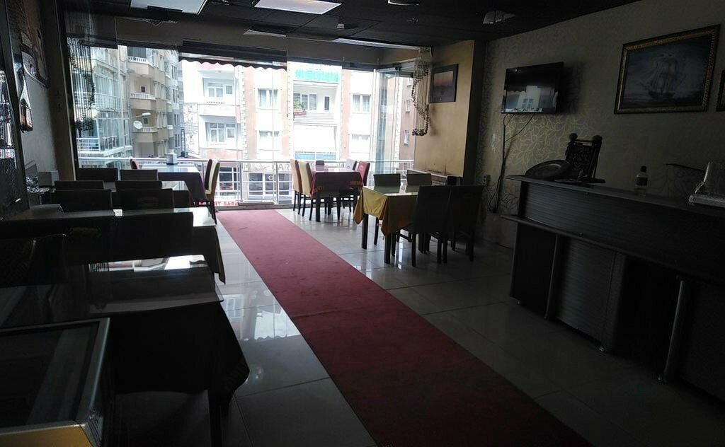 Kafe Cömert Künefe, Hakkari, foto
