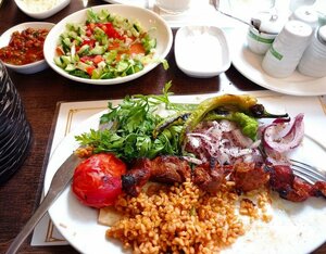 Aile Ocakbaşı (Manisa, Salihli, Atatürk Cad., 123/A), restoran  Salihli'den