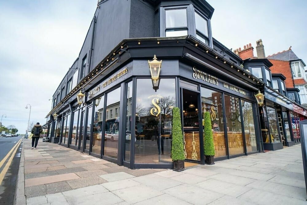 Otel Sinclair's Bar, Southport, foto