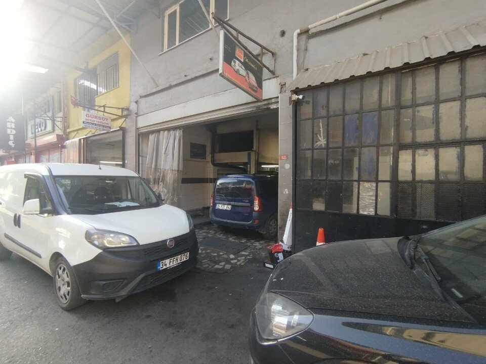 Otomobil servisi Eren Otomotiv, İstanbul, foto