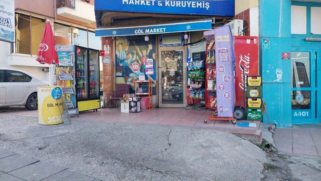 Pazarlar ve çarşılar Göl Kuruyemiş Market, Ankara, foto