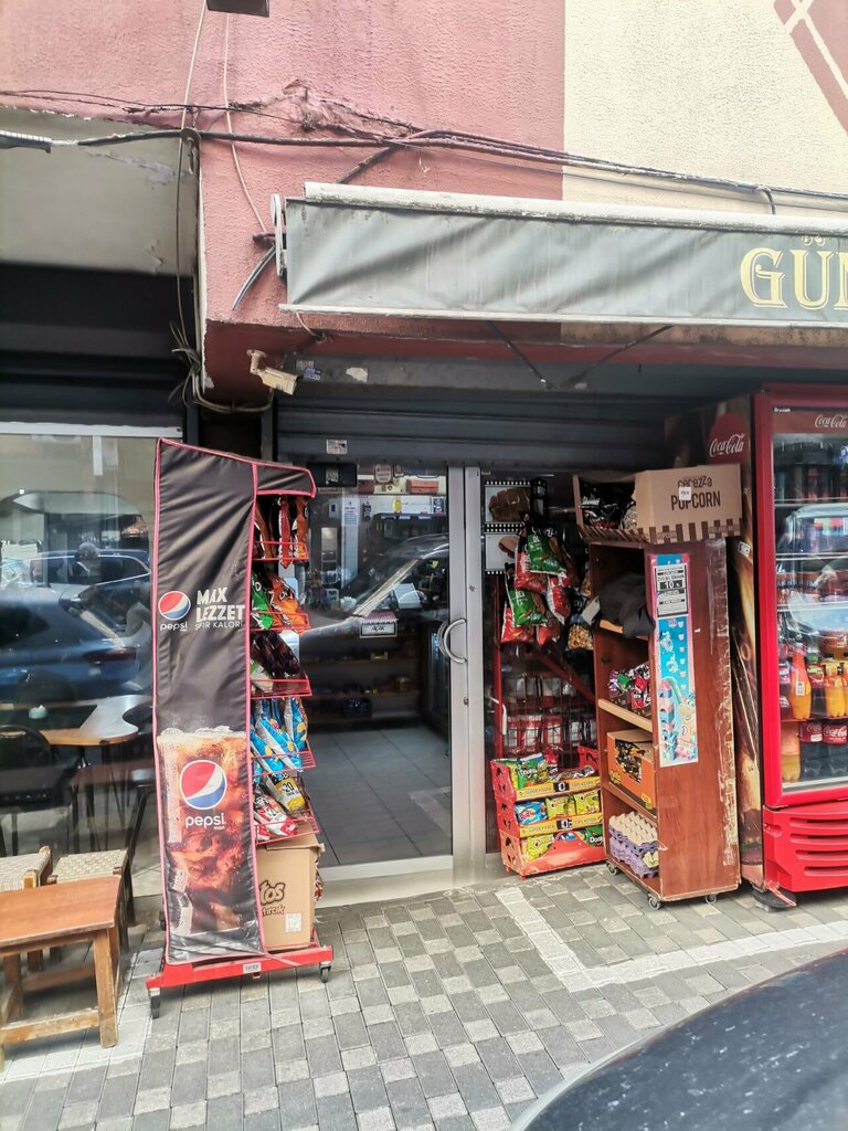 Market Güneş Market, İstanbul, foto