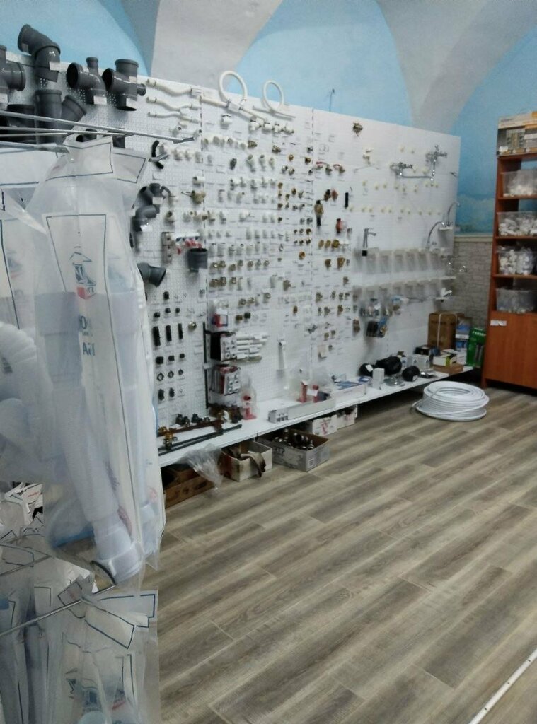 Banyo ve klozet mağazaları Сантехник, Verkhnedvinsk, foto