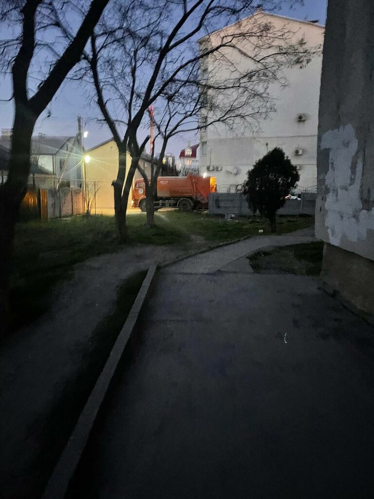 Çöp alanları Trash and garbage disposal area, Feodosya (Kefe), foto