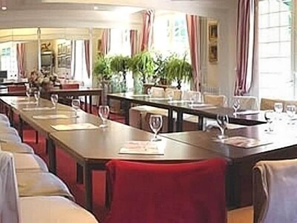 Otel Le Perigord, Agen, foto