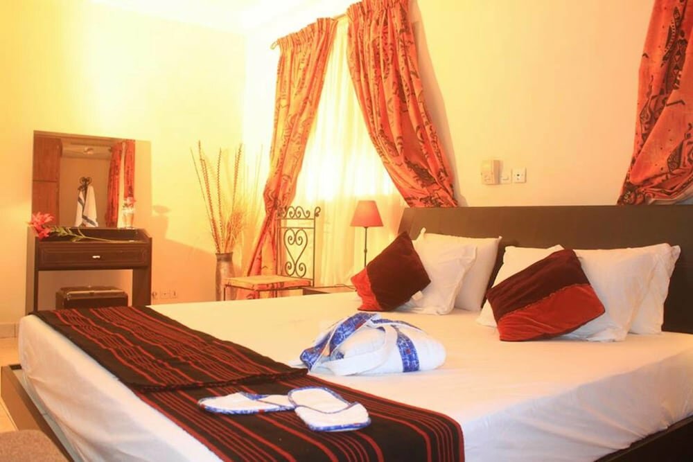 Otel Hôtel Résidence Kessene, Uagadugu, foto