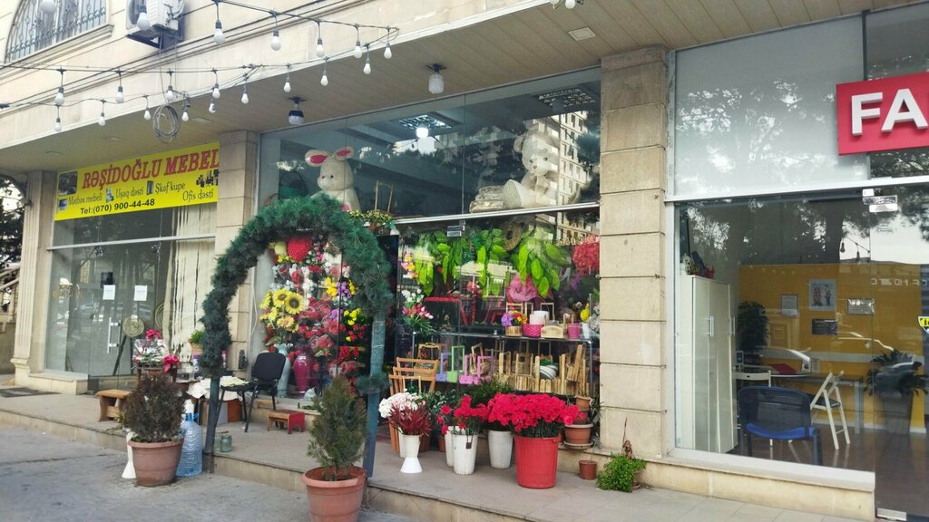 Çiçekçiler Gül dükanı, Bakü, foto
