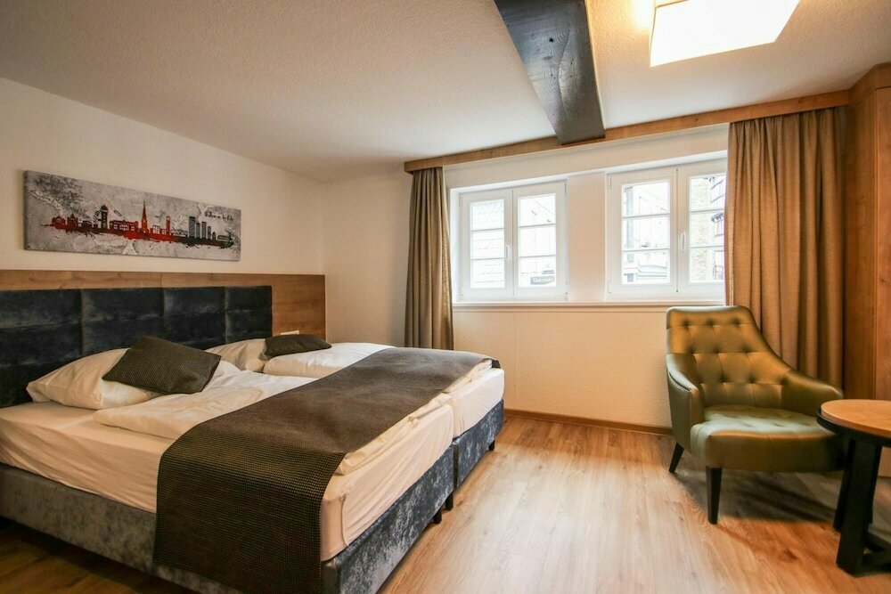 Otel Zur alten Krone, Hattingen, foto