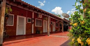 Pousada Sucuri (Rua Dois de Outubro 840,Centro,Bonito,Mato Grosso do Sul 79290-000,), otel  Mato Grosso do Sul'dan